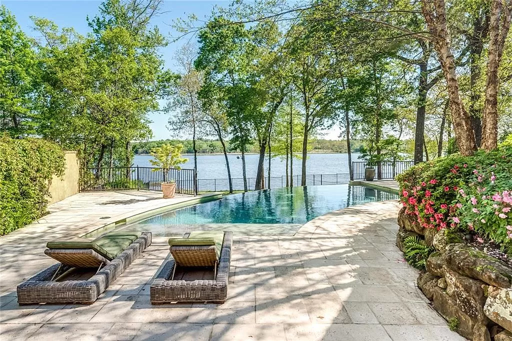 Mirage Custom Pools | Luxury Pool Builder in DFW